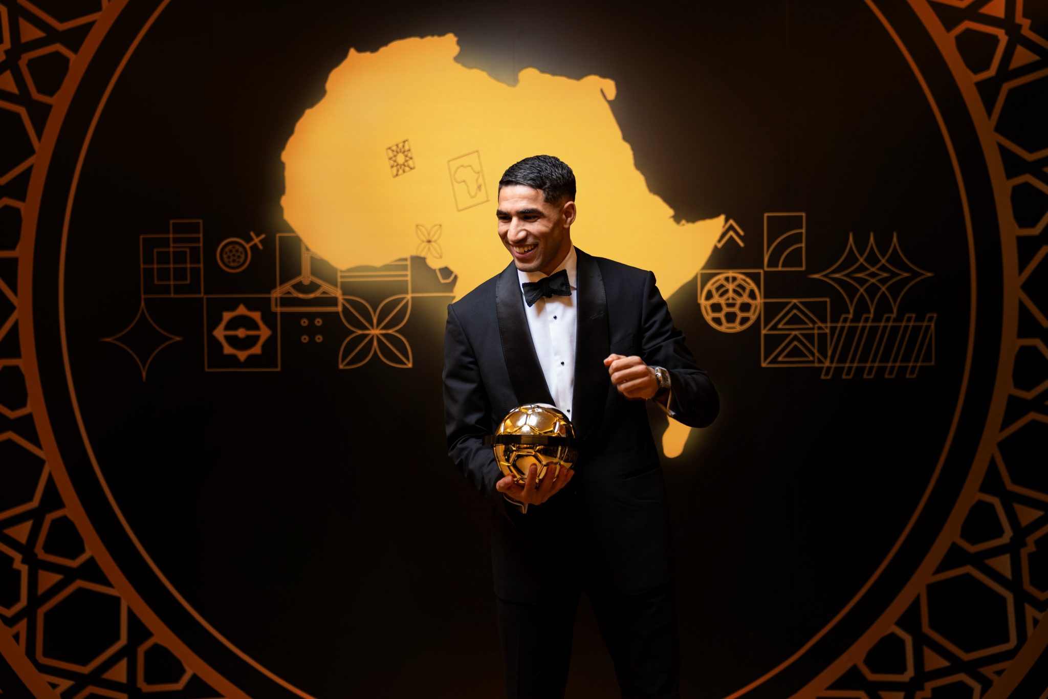 PSG : le Roi d’Afrique est Parisien ! Hakimi sacré Ballon d’Or 2025 ...